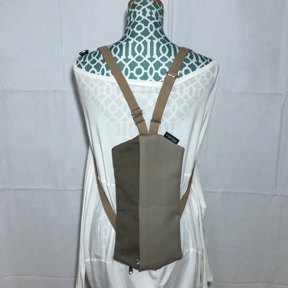 Birdwalk | Bags | Birdwalk Gowing Sophie Color Convertible Crossbody ...